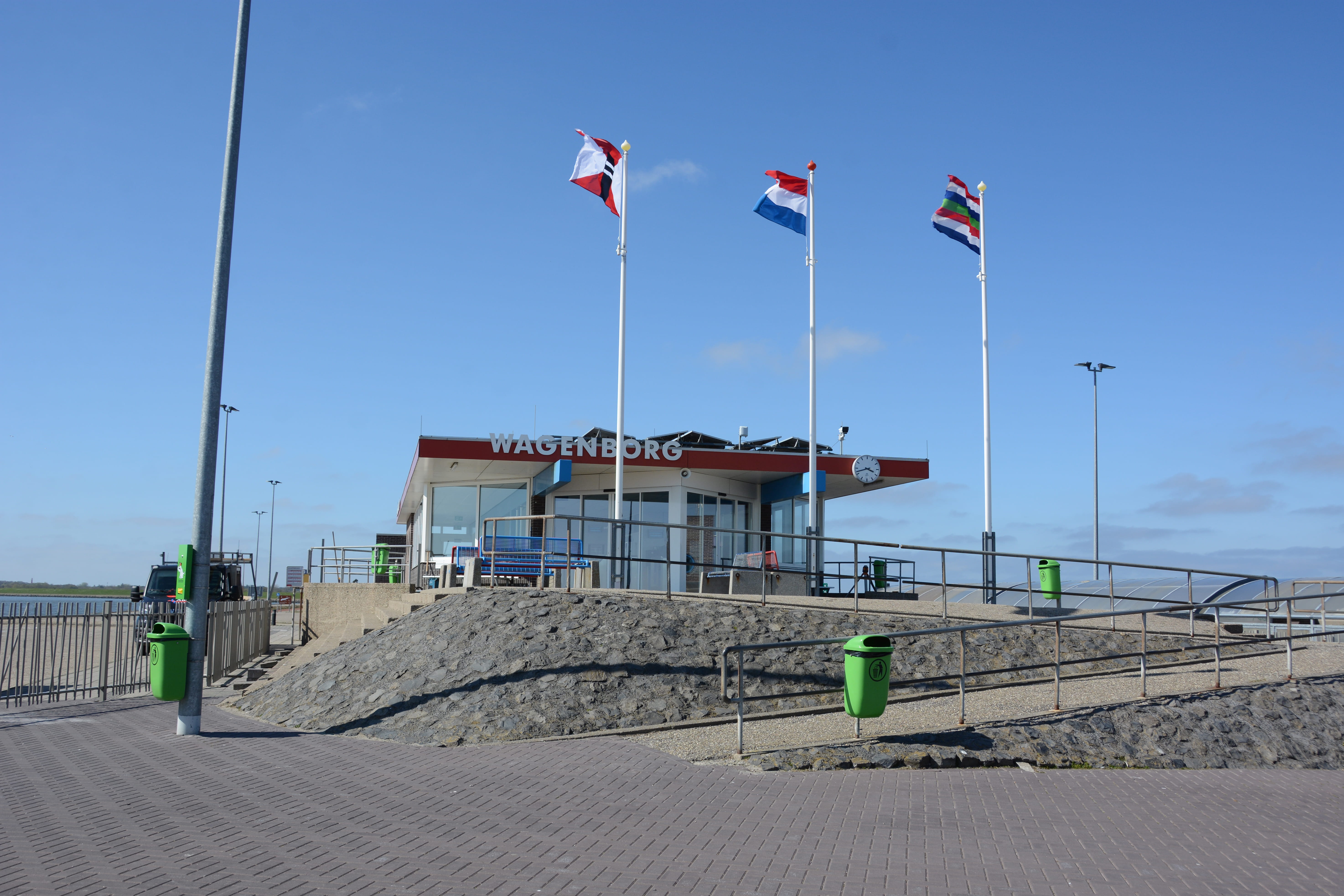 Aanleg hellingbaan bij terminal Schiermonnikoog